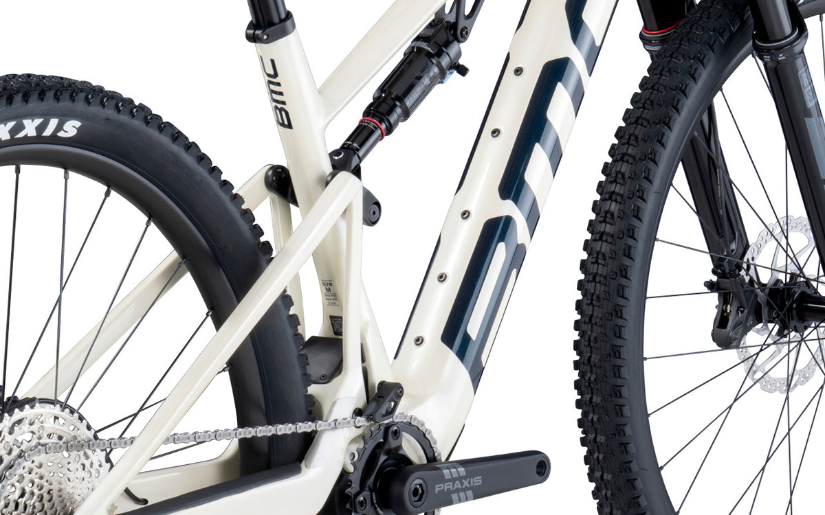 Fourstroke AMP LT TWO Pearl White – BMC Switzerland AG